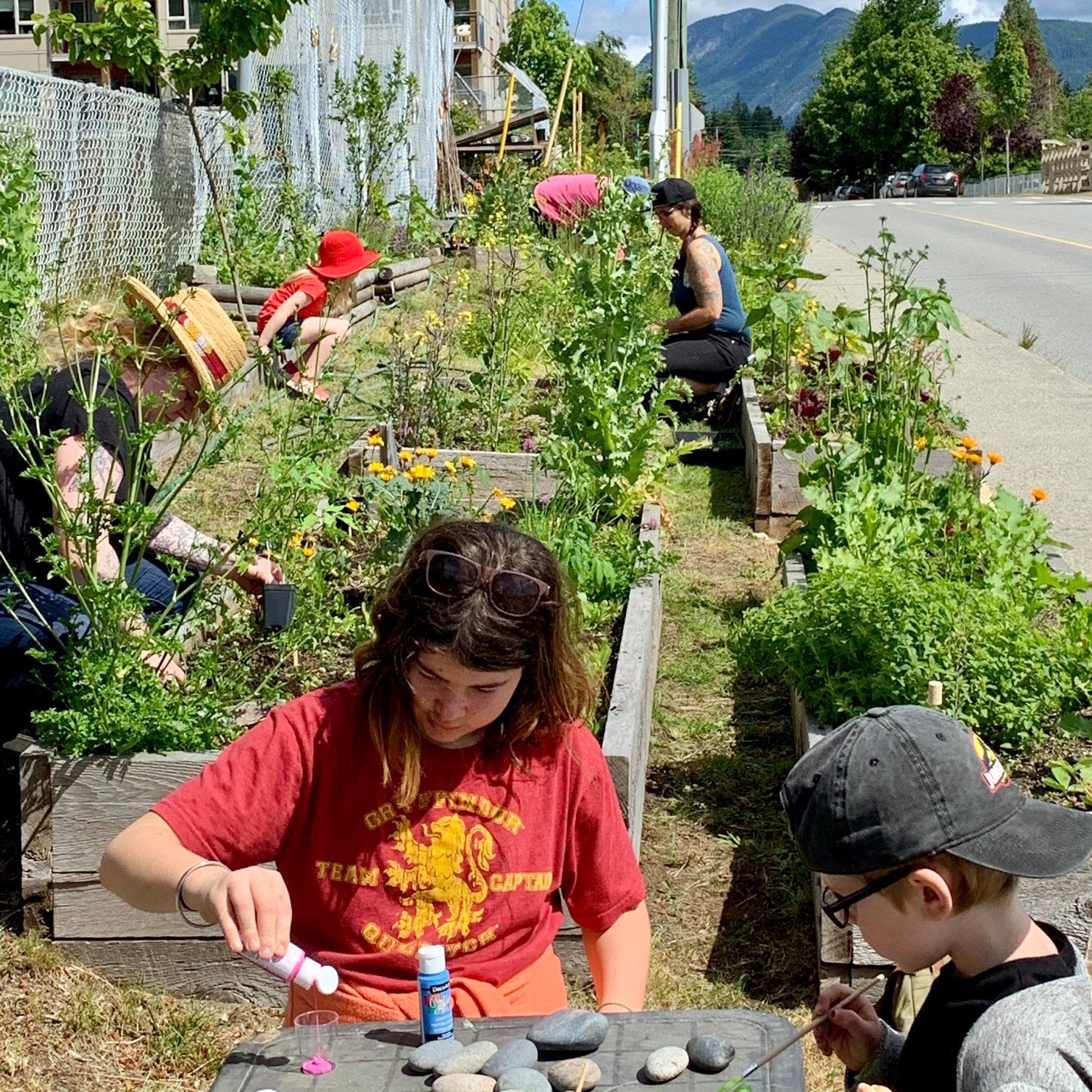 Sechelt Streetside Garden - One Straw Society